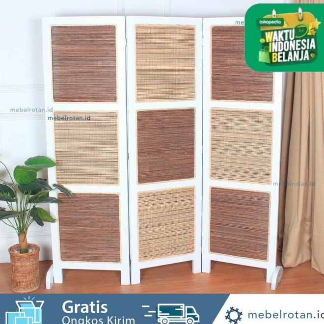 Jual Partisi Ruangan Pembatas Ruang Divider Kayu Kombisi Anyaman ...
