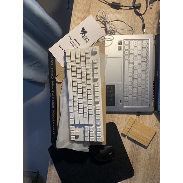 Jual VORTEXSERIES VX7 PRO MECHANICAL KEYBOARD TKL - WHITE, OUTEMU RED ...