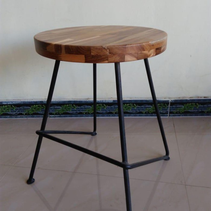 Jual kursi cafe stool bar kayu jati kaki besi ukuran 50 cm finising ...