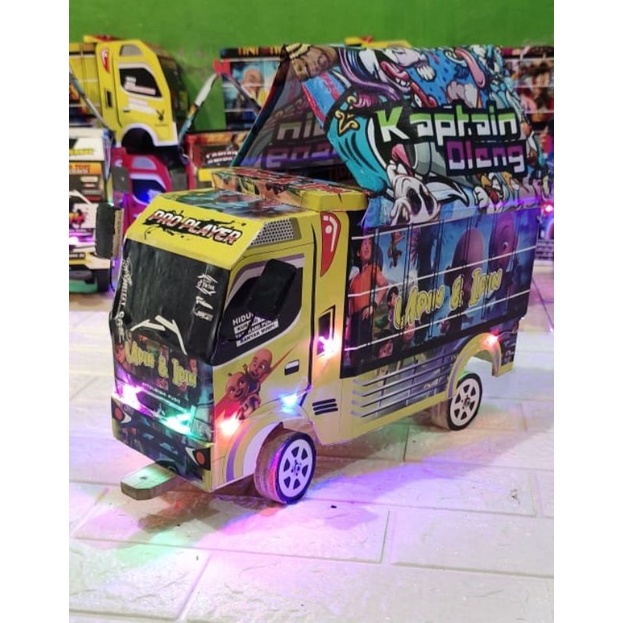 Jual Miniatur Truk Oleng Full Variasi Lampu Terpal Stiker Upin Ipin ...