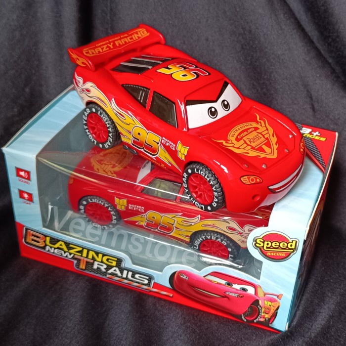Jual Die Cast 1:32 Cars Lightning McQueen. | Shopee Indonesia