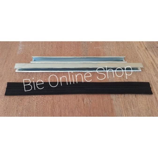 Jual ~~~~~] PENJEPIT KACA REL PINTU BELAKANG MOBIL COROLLA TWINCAM ...