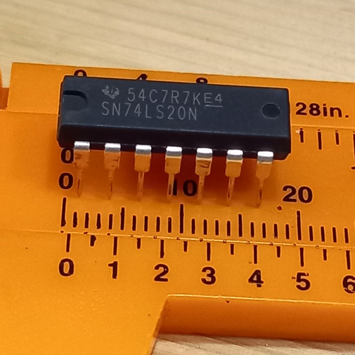 Jual KR04344 74LS20 Dual 4-input NAND Logic Gate IC Gerbang Logika ...