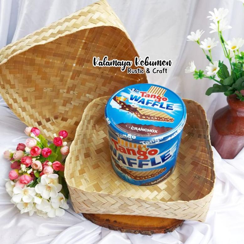 Jual Baki Besek Kerajinan Anyaman Bambu Dekorasi Guci Vas Bejana Craft ...
