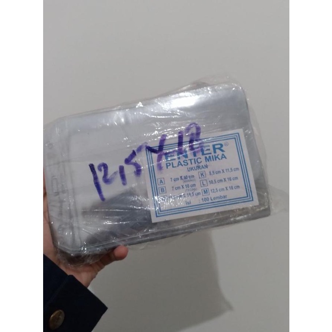 Jual enter id card kantor / mika 12.5 x 18 cm / plastic mika / name tag ...