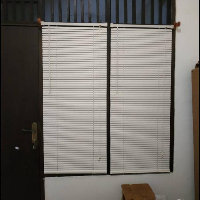 Jual Kerai Plastik Tirai Jendela Gulung Roller Blind Horizontal Blind ...