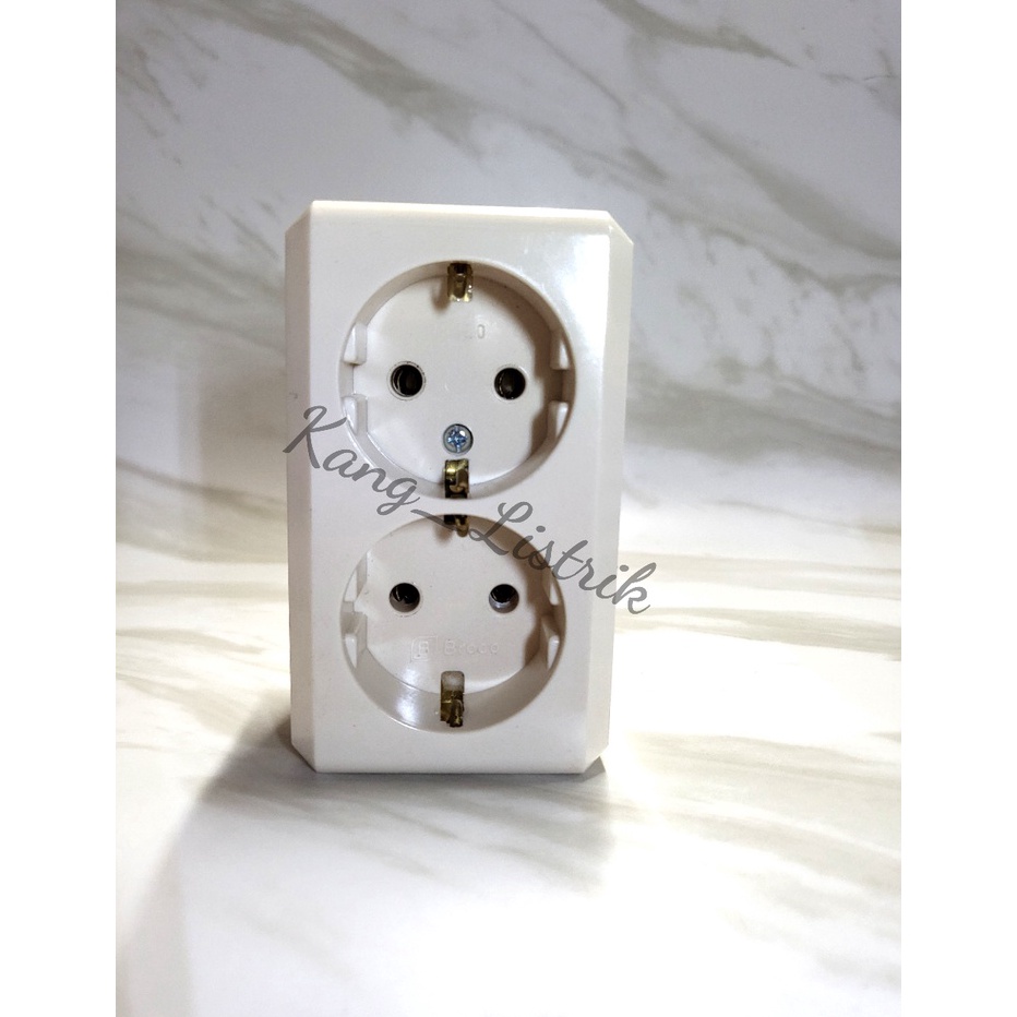 Jual Miliki Sekarang Stop Kontak Double Broco New Gee OB / Stop Kontak ...