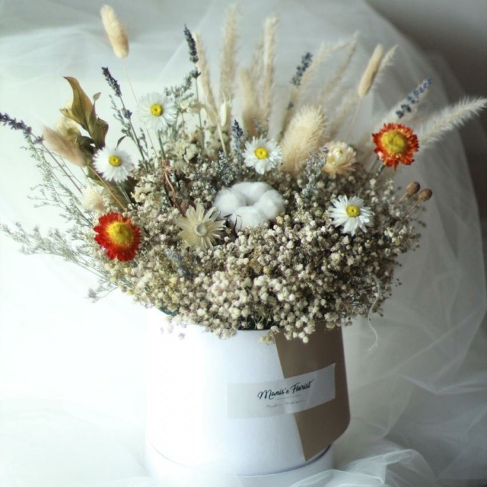 Jual Dried Flower Bloom Box Buket Bunga Kering | Shopee Indonesia