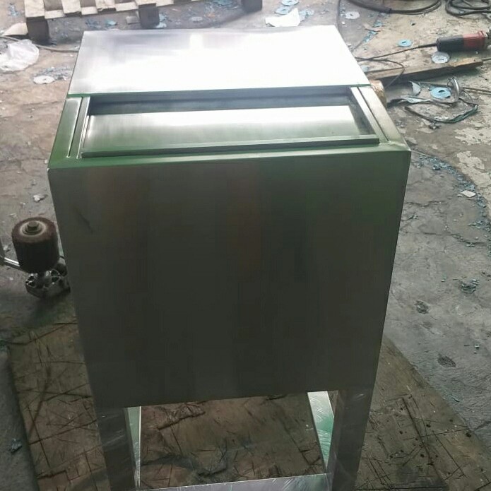 Jual Ice Bin 1 Pintu + Kaki / Tempat Es Batu / Ice Box (40X40X40 ...