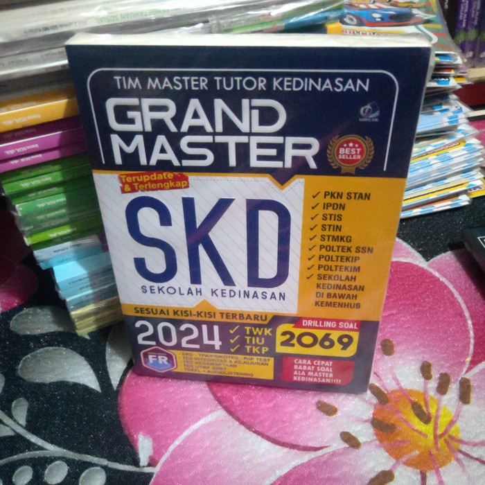 Jual DISKON SPESIAL ORIGINAL BUKU GRAND MASTER SKD SEKOLAH KEDINASAN 2024 TERBARU | Shopee Indonesia
