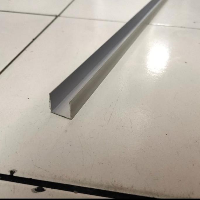 Jual lis u aluminium/kanal u aluminium 2cmx2cmx2cm panjang 50cm warna ...
