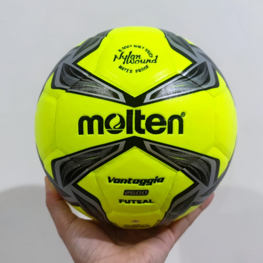 Jual Bola futsal Molten F9A 1500 Vantaggio - Bola futsal Molten F9V 1500 2600 Vantaggio size 4 ...
