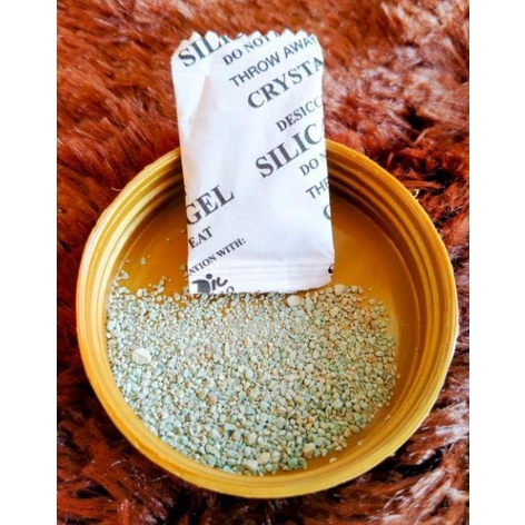 Jual Silica Gel 1 Kg Silica Natural Oxyfree Bungkus Kertas dan Plastik ...