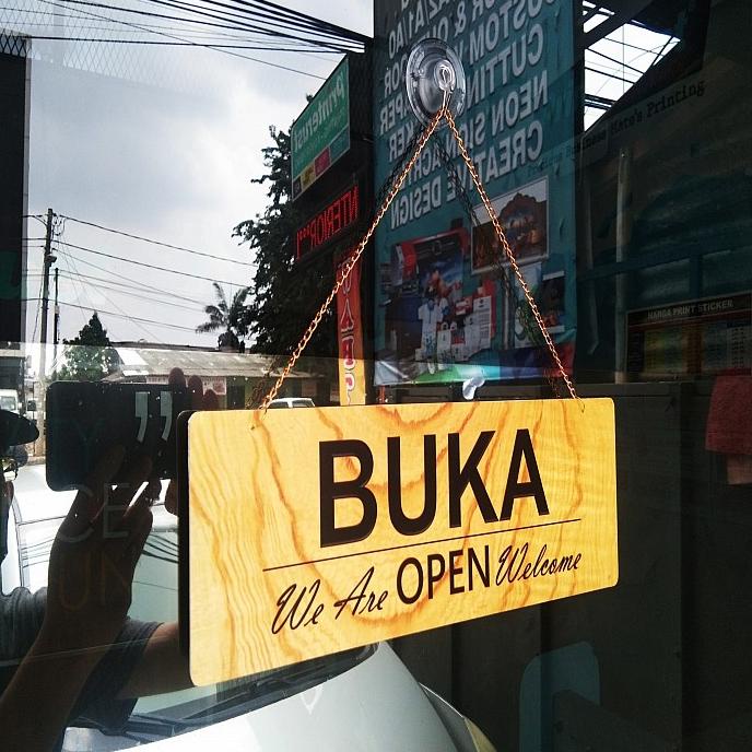 Jual New Sign Board Acrylic Open Close Akrilik Tulisan Buka-Tutup ...