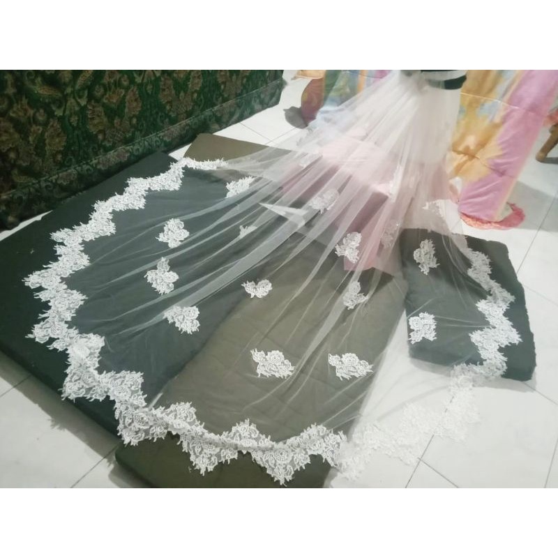 Jual Ekor Gaun Pesta/ Gaun Pengantin (Sweeping Train) | Shopee Indonesia