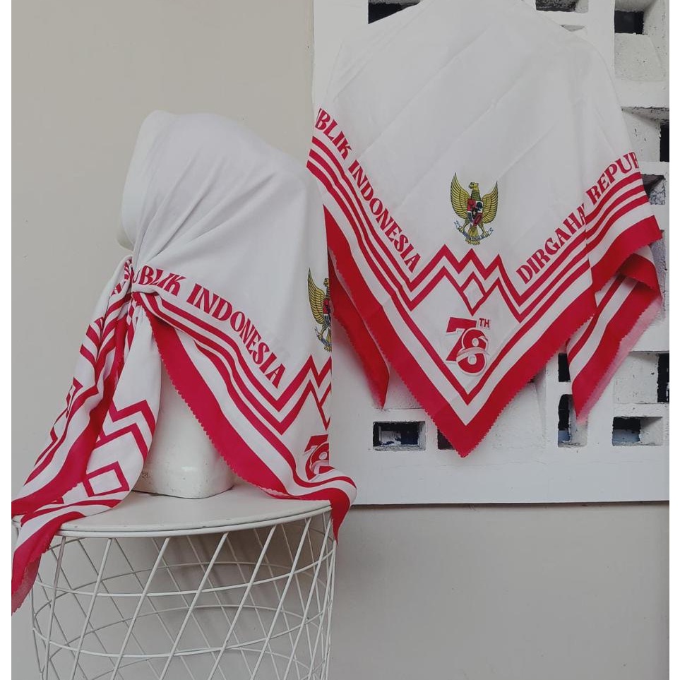 Jual BEST SELLER SEGIEMPAT MOTIF MERAH PUTIH PERNAK PERNIK KEMERDEKAAN ...