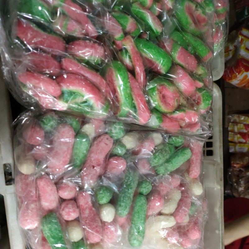 Jual jajanan snack tai kucing warna warni bentuk bulat dan panjang ...