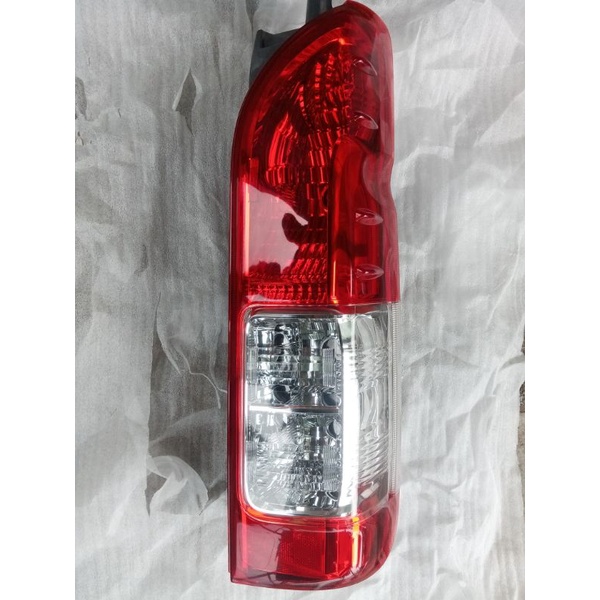 Jual STOP LAMP LAMPU BELAKANG HIACE ORIGINAL KANAN (RH) | Shopee Indonesia