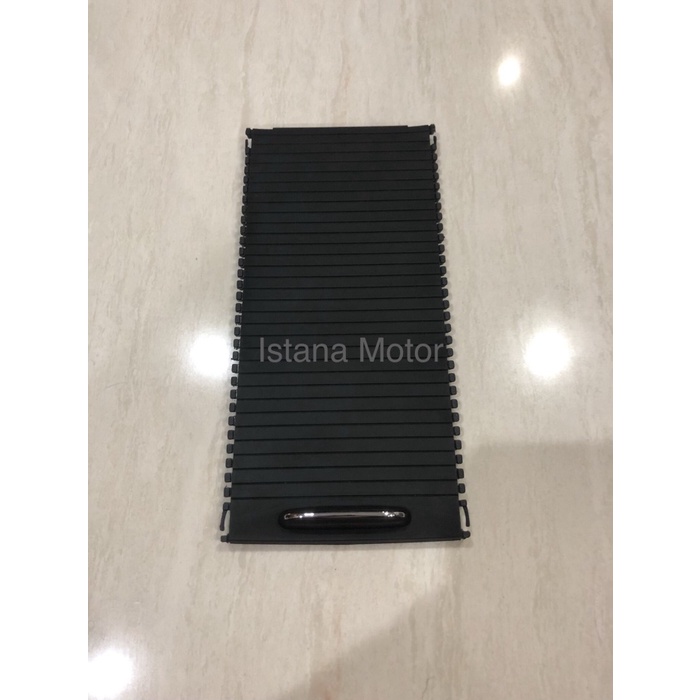 Jual Krey Roller Blind Mercy Mercedes Benz W204 W212 | Shopee Indonesia