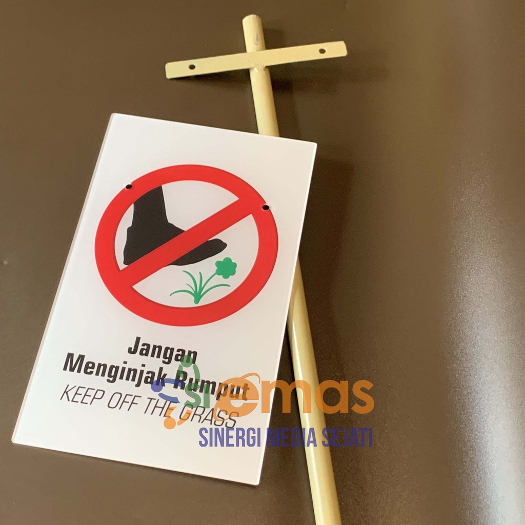 Jual Papan Akrilik Jangan Menginjak Rumput | Akrilik Larangan Menginjak ...