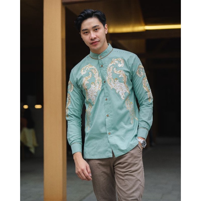 Jual Kemeja Bordir Pria NUC.ID Hamdan 04 (Sage Mint) | Shopee Indonesia