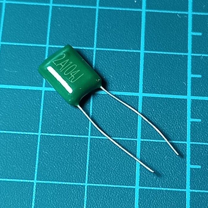 Jual KR04385 Polyester Mylar Capacitor 2A104J 100V 100nF Kapasitor Milar (5pcs) | Shopee Indonesia