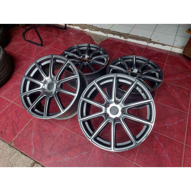Jual Velg R18 HRE PCD 5x114 by HSR (Velg Only) #Cocok HRV, Civic FD ...
