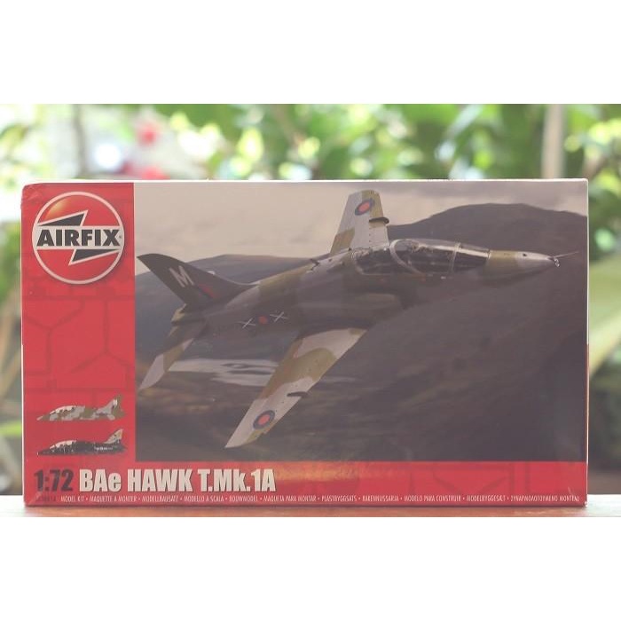 Jual Model Kit Airfix 1/72 Hawk T Mk1A | Shopee Indonesia