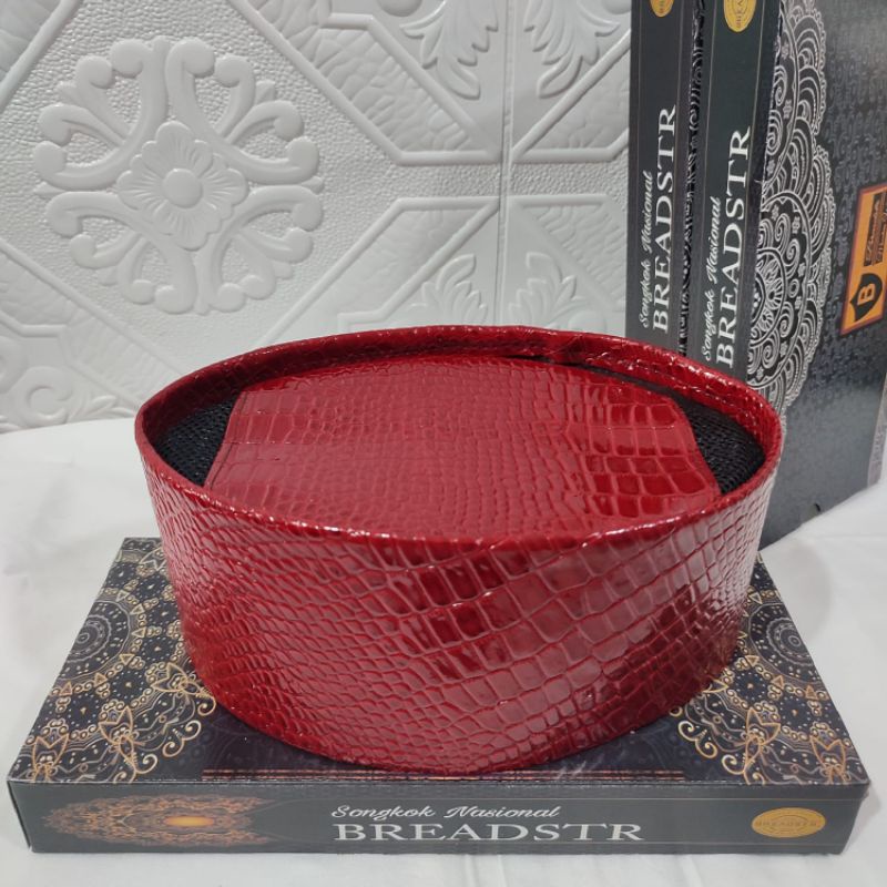Jual Peci Songkok Kopiah Merah Polos Motif Kulit Buaya Tinggi 10cm Merk ...