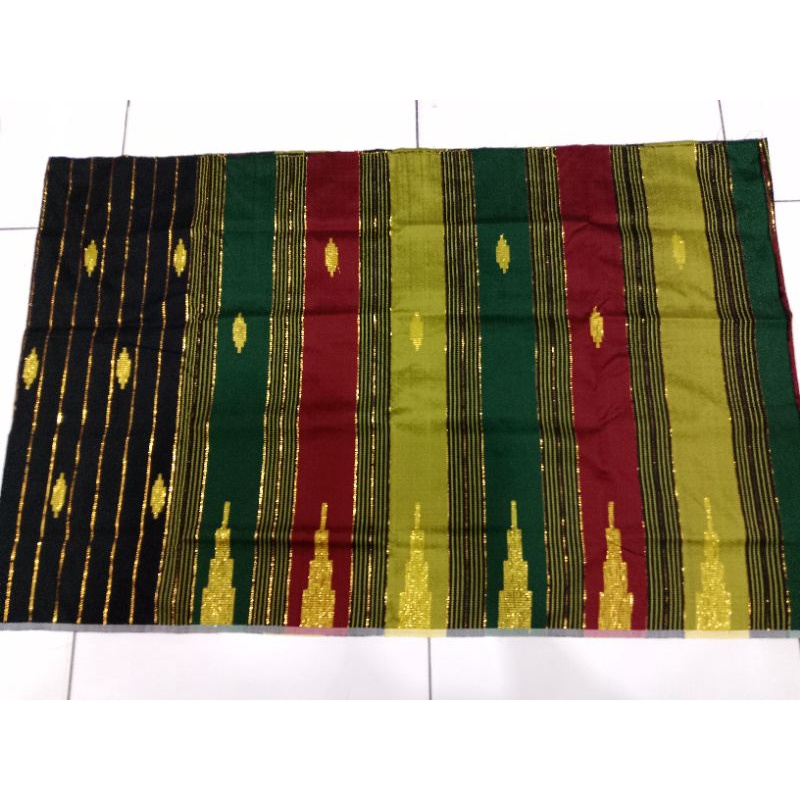 Jual SARUNG SUTRA SENGKANG KHAS BUGIS | Shopee Indonesia