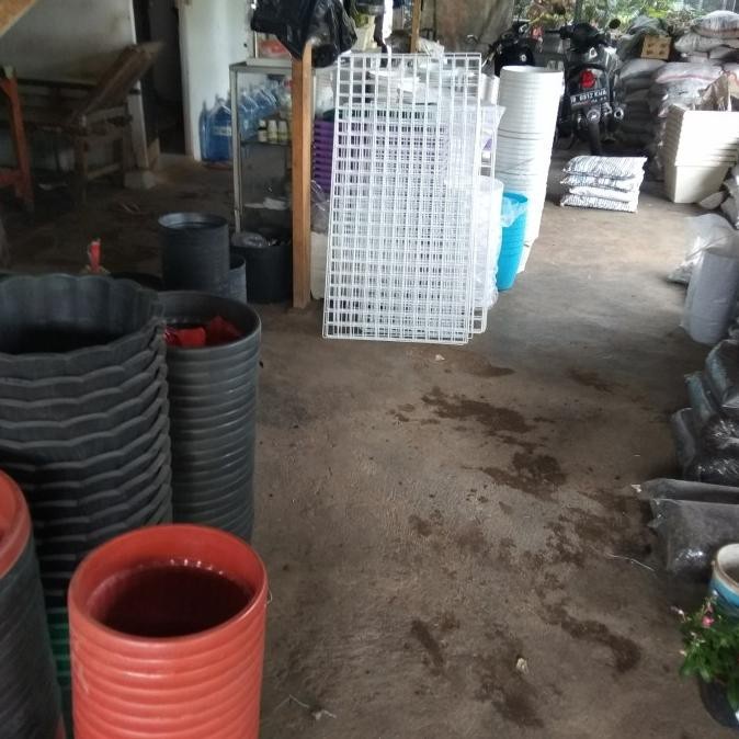 Jual Hiasan Taman Rak Tanaman /Pot Tempel Dinding Argo/ Ram Vertikal ...