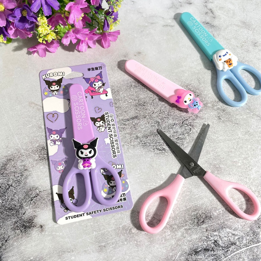 Jual Gunting Mini SANRIO dengan pelindung gunting serbaguna warna ...