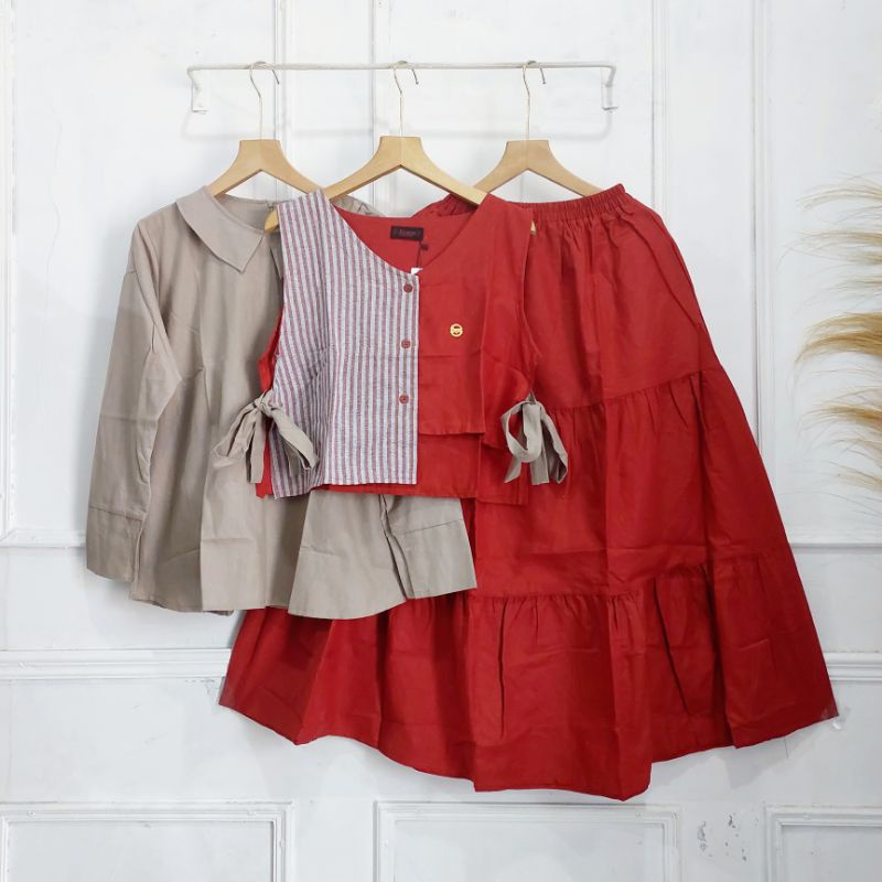 Jual 3 in 1 Set Rok + Vest Kancing//Setelan Rok//Set Vest Salur ...