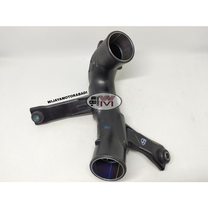 Jual Selang Pipa Turbo Intercooler Toyota 17361-0L021 Original | Shopee ...
