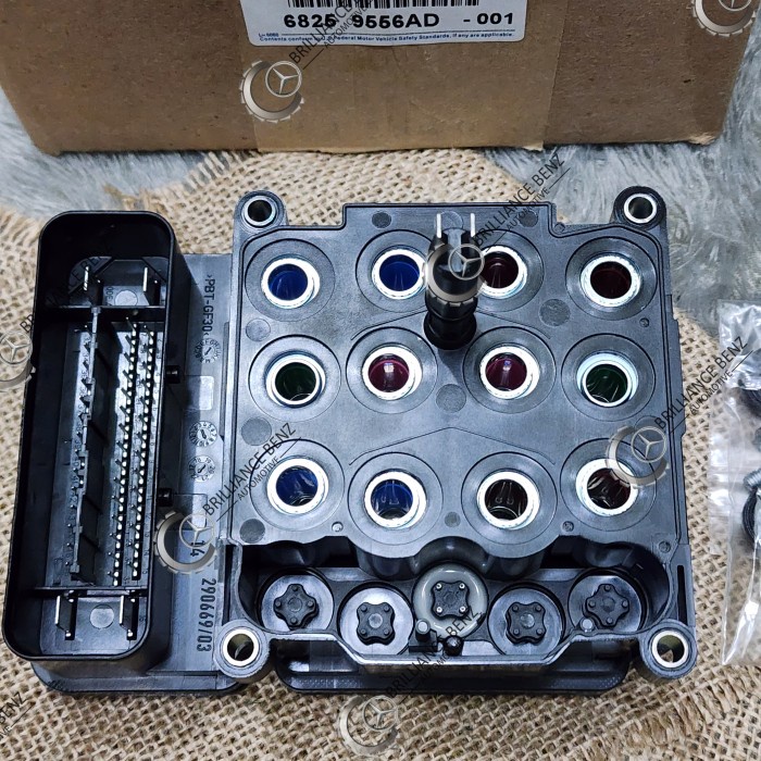 Jual MODUL ABS JEEP WRANGLER JK 3.6L 2014-2018 68259556 AD MOPAR ...
