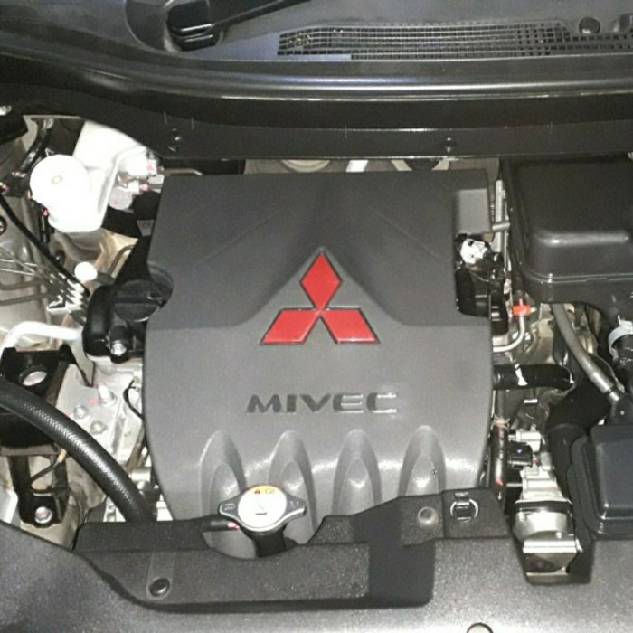 Jual COVER ENGINE TUTUP MESIN ATAS MITSUBISHI XPANDER | Shopee Indonesia
