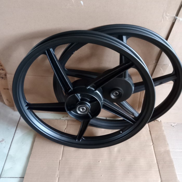 Jual velg racing Honda Astrea grand/legenda zigen Falcon ring 17 x160 ...