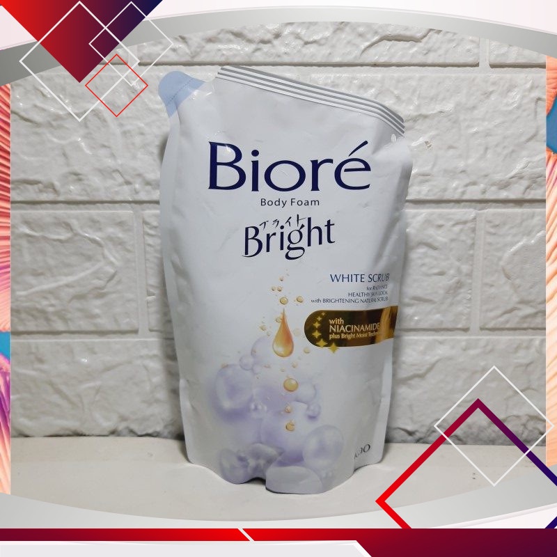 Jual Biore Refill Body Foam Bright White Scrub With Niacinamide 380ml | Shopee Indonesia