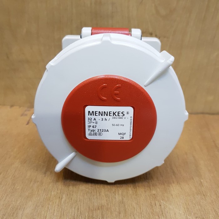 Jual Menekes 3P+E 32A Typ3A Ip67 Panel Mounting Reefer Container ...