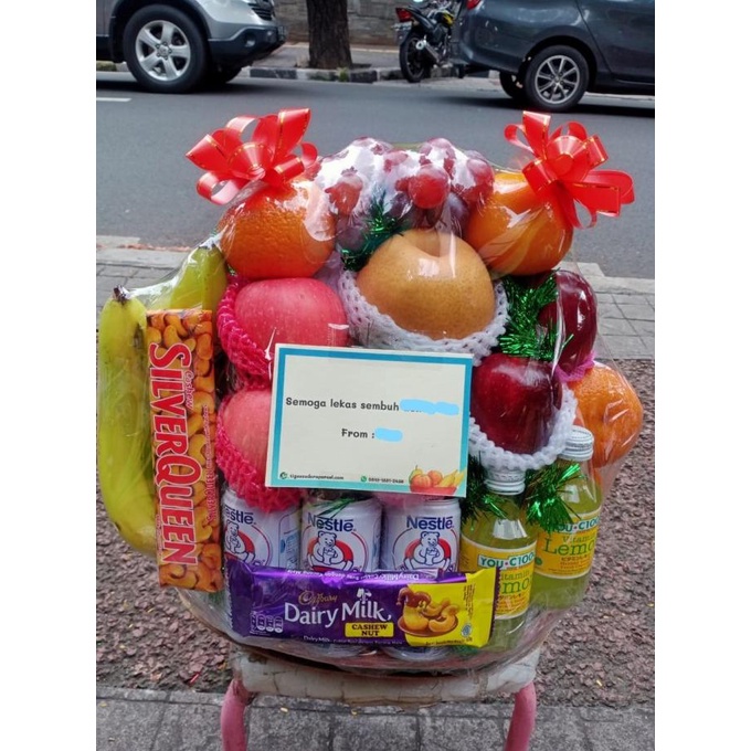 Jual Parcel Buah Mix Coklat, Susu, You C100 | Shopee Indonesia