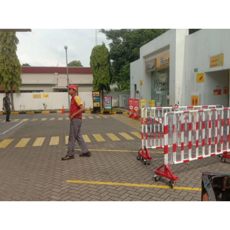 Jual Pagar pembatas Area Parkiran/Road barrier/Barikade lalu lintas ...