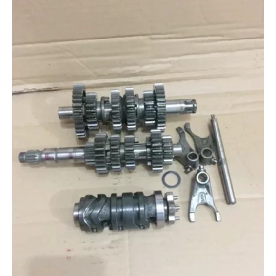 Jual gigi rasio r15 6 speed - xabre ori gearbox rasio transmisi r15 ...