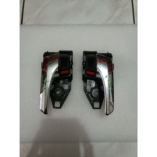 Jual Handle dalam Innova reborn Innova Zenix original | Shopee Indonesia