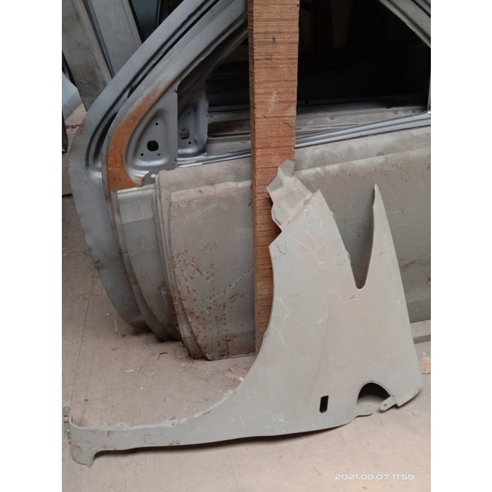 Jual Cod Fender Spakbor Kanan Atau Kiri Honda Freed Kode Ema148 ...