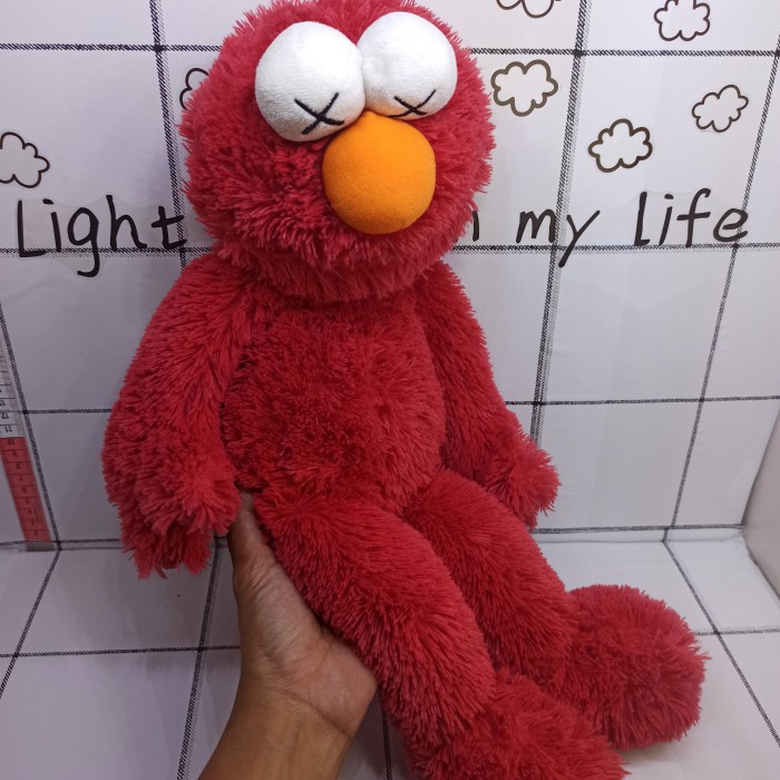 Jual New Ori Boneka Elmo Sesame Street X Kaws Uniqlo Original Kaws ...