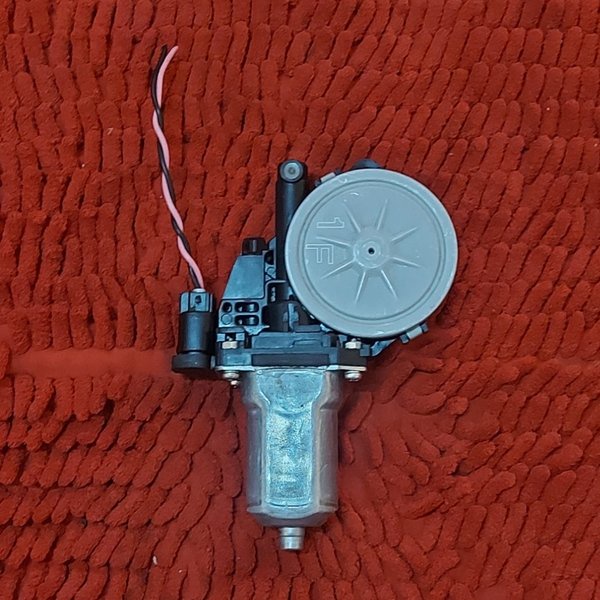 Jual Motor Power Window Daihatsu Luxio Pintu Depan Kiri Original Denso ...