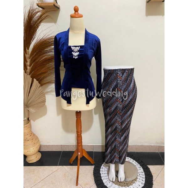 Jual [Navy] 1 Set Kebaya + Rok Plisket Motif Parang Coklat (Ada wiru ...