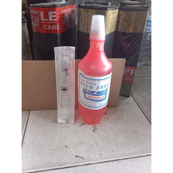 Jual ACCU ZUUR BOTOL MERAH. AIR AKI KERING DAN SUNTIKAN+JARUM | Shopee ...