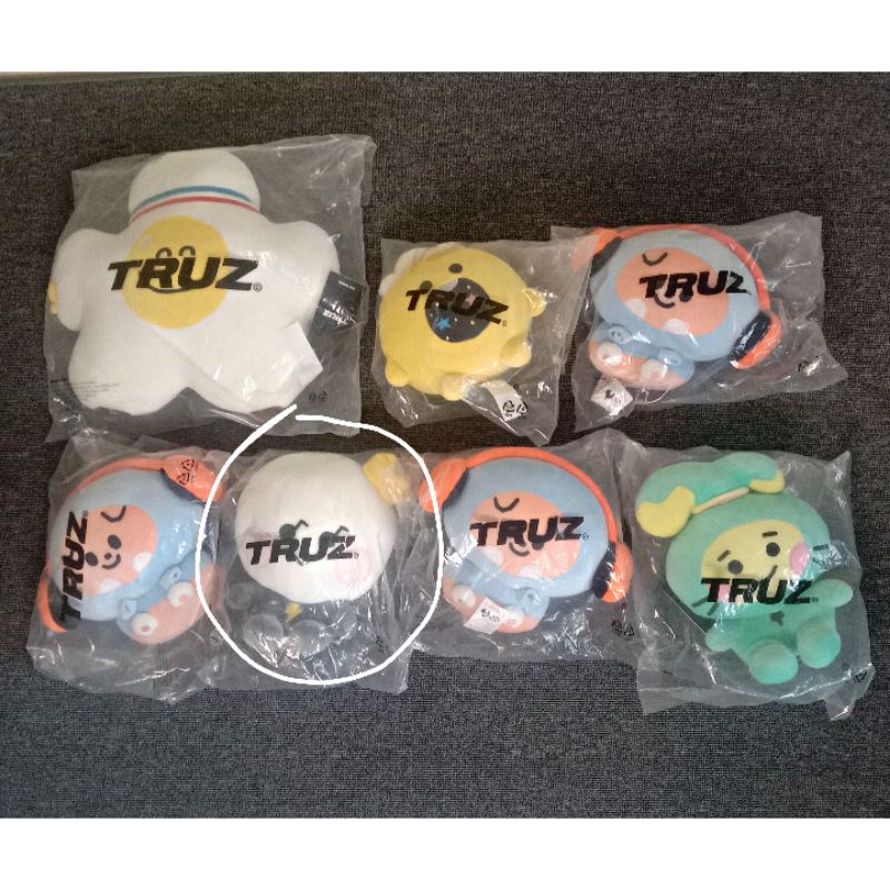 Jual Ready Stock - Treasure Truz Official Narahome Sitting Doll Flat Cushion Romy Yochi Matetsu ...