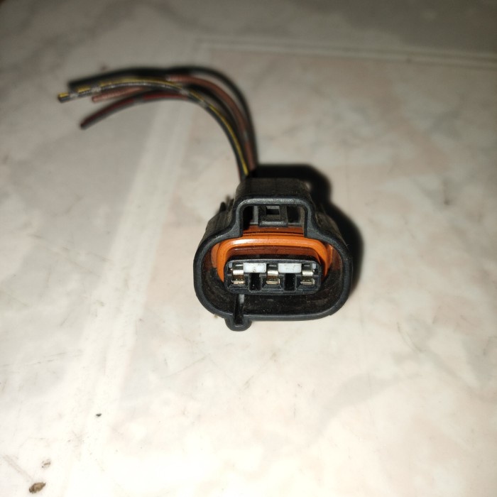 Jual Soket Socket Trotol Throttle Body Bodi Hiace-Innova-Fortuner-Hilux ...